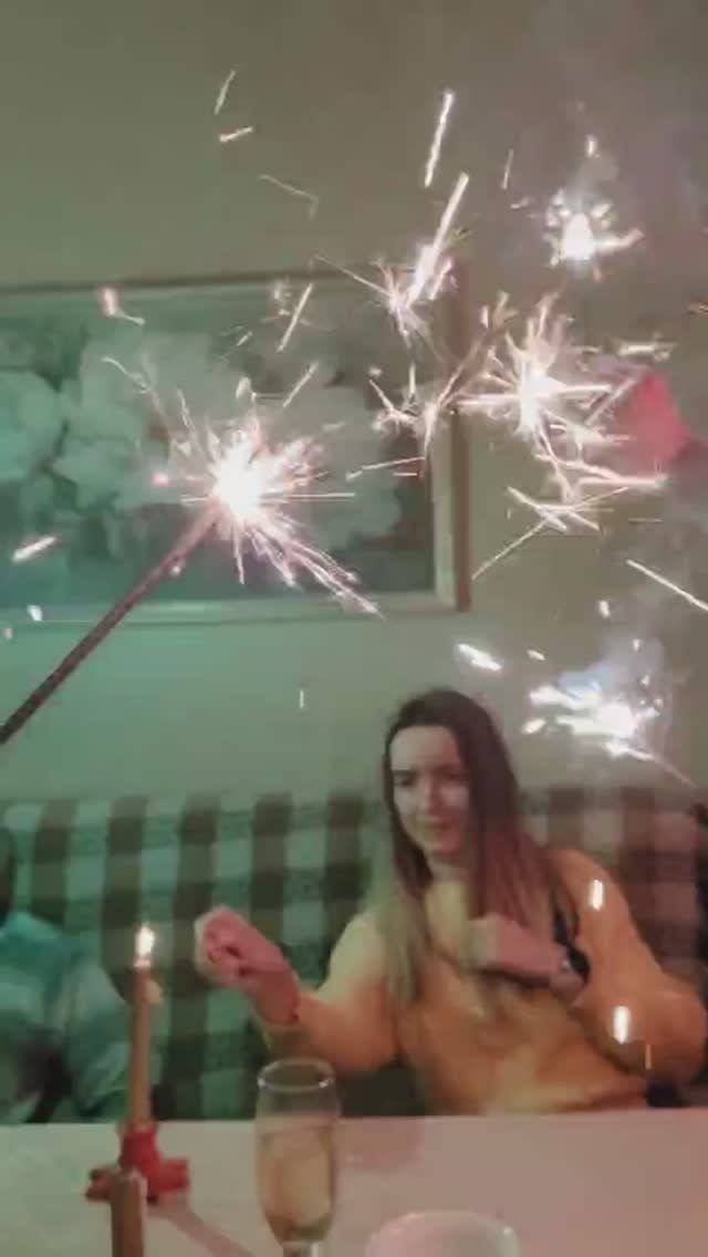 Бенгальские Огни ©20250106