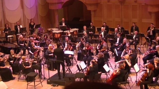 Красивая музыка от оркестра Самарской филармонии.