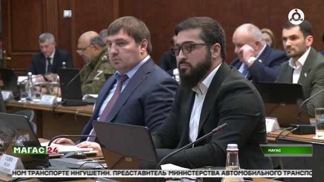 В Магасе прошло внеочередное заседание Народного Собрания