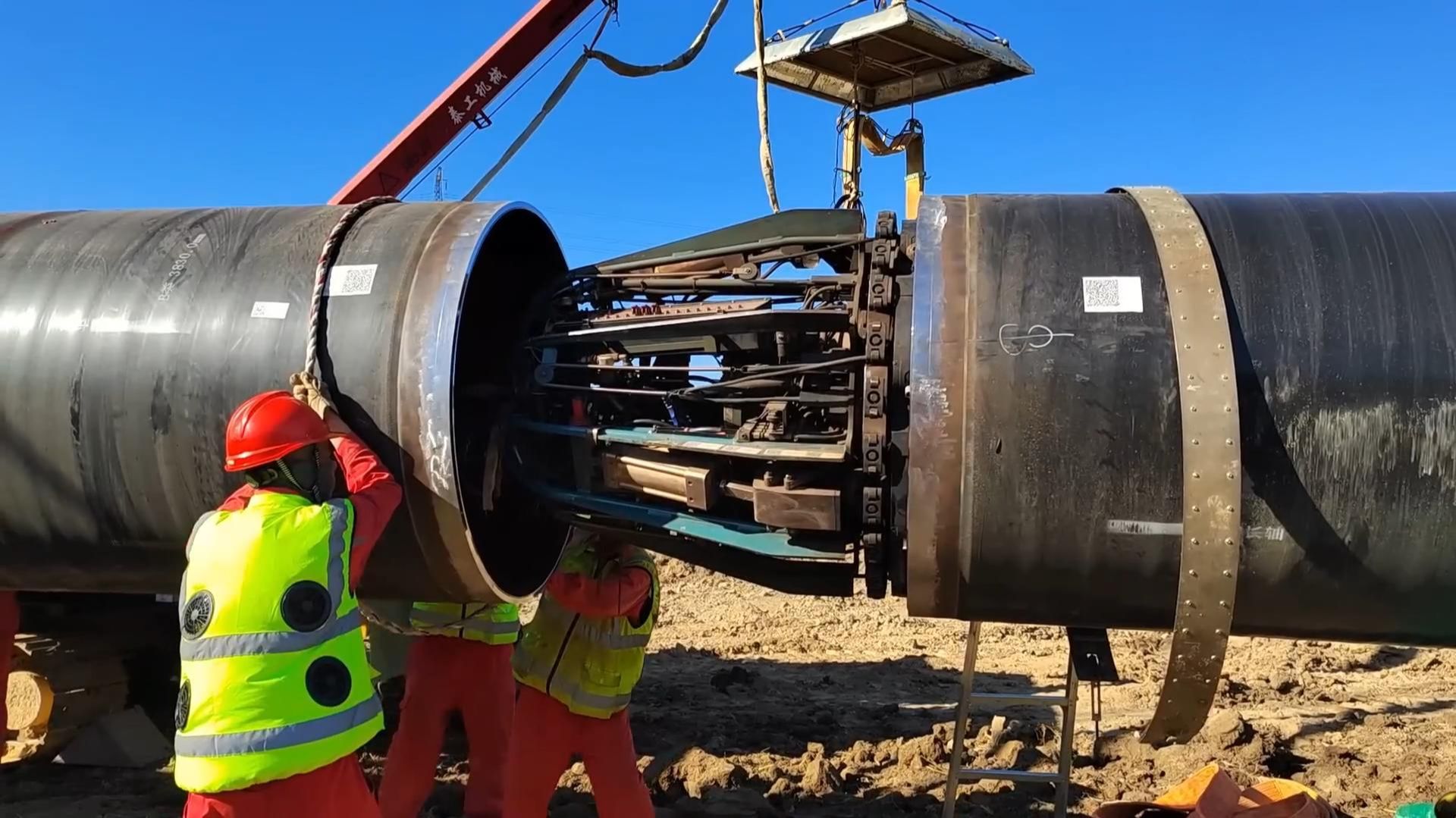 Сварка трубопровода / Корневой проход