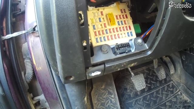 Не горит ближний свет фары на Hyundai Solaris. Что делать. Методы устранения