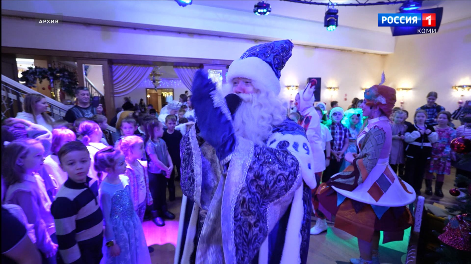 В преддверии Нового года в школах всех регионов России пройдут традиционные праздничные мероприятия