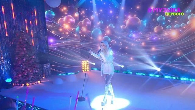 Новости Первого | Энрике Иглесиас и Анна Курникова стали родителями в 4 раз | Джизус женился