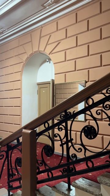 Старинное здание научной библиотеки ТГУ