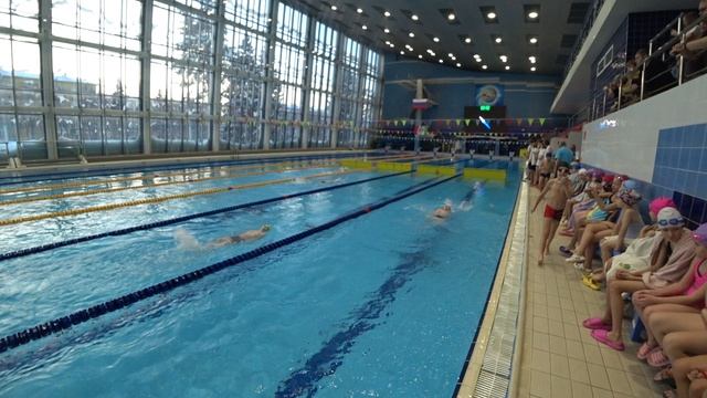 211215 25м спина Бурдуков Алексей 2класс 2дор 52сек