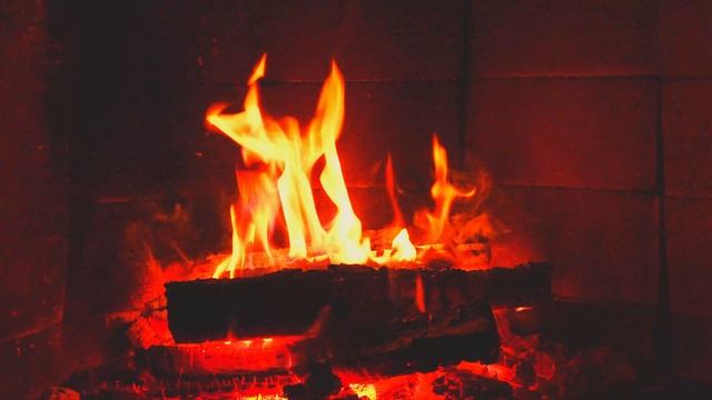 Треск Дров для Максимального Уюта и Релакса