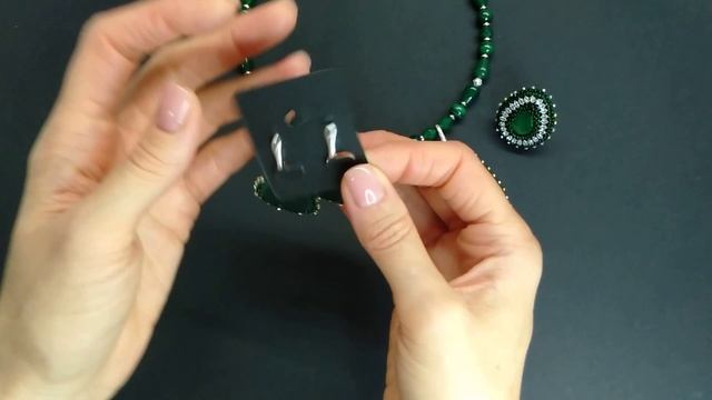 Серьги из малахита.