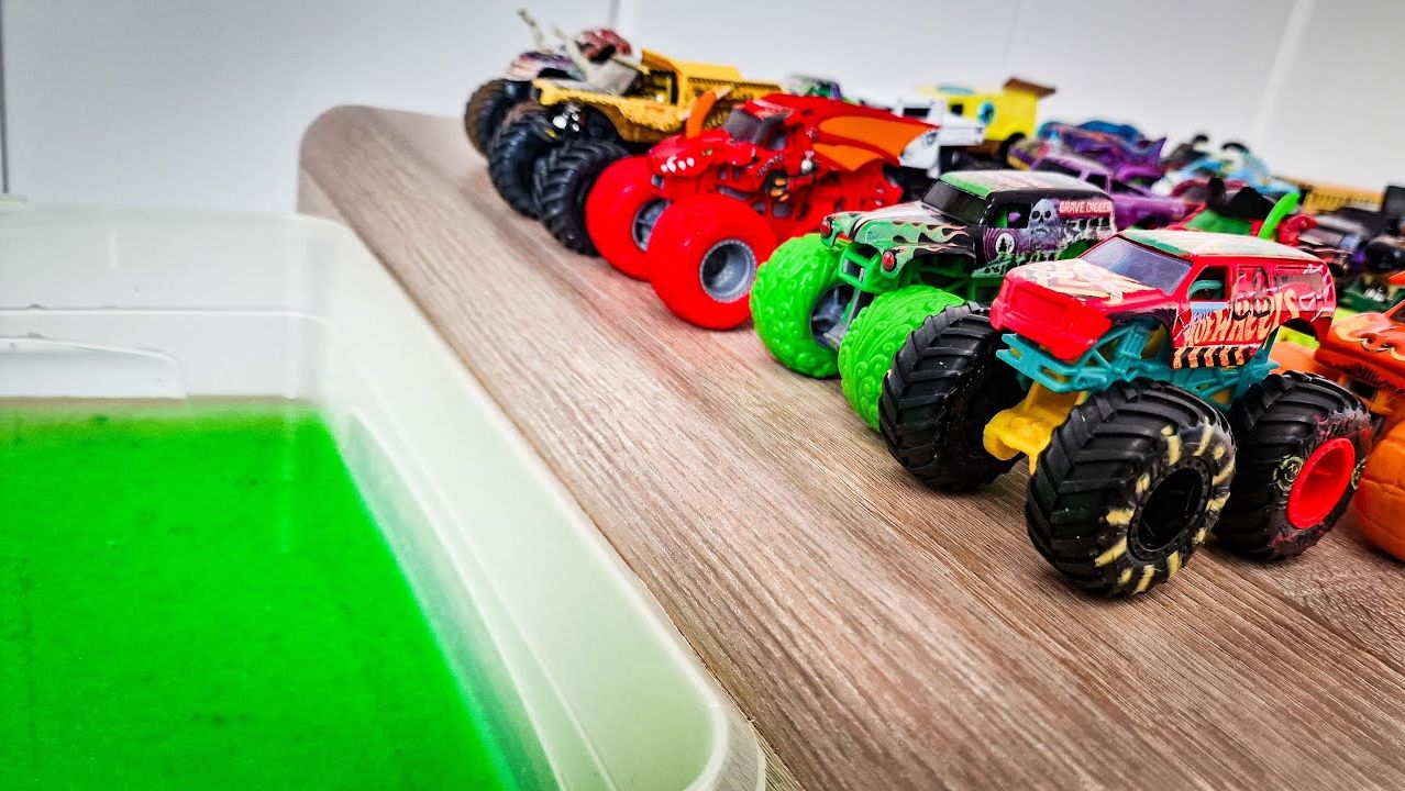 Мультфильм для детей | Монстр Траки HotWheels/Хот Вилс | Машинки Hot Wheels | Мультики про машинки