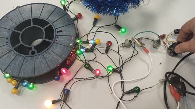 Переключатель гирлянд на тиристоре