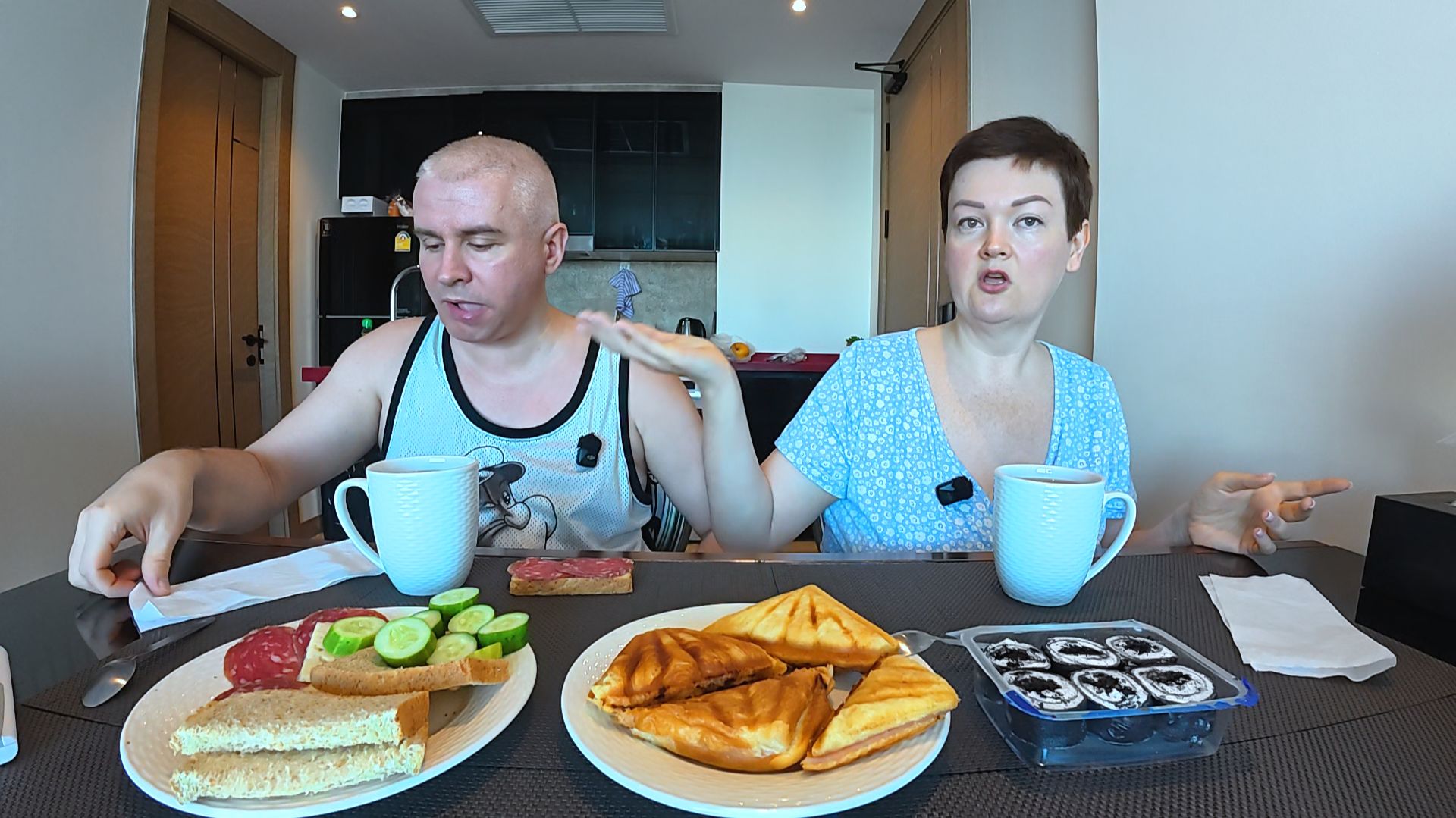 ОПАЗДЫВАЕМ на экскурсию, Вован включил ИСТЕРИЧКУ! НЕРВЯЧОК накануне испортил ОТПУСК! Мукбанг завтрак