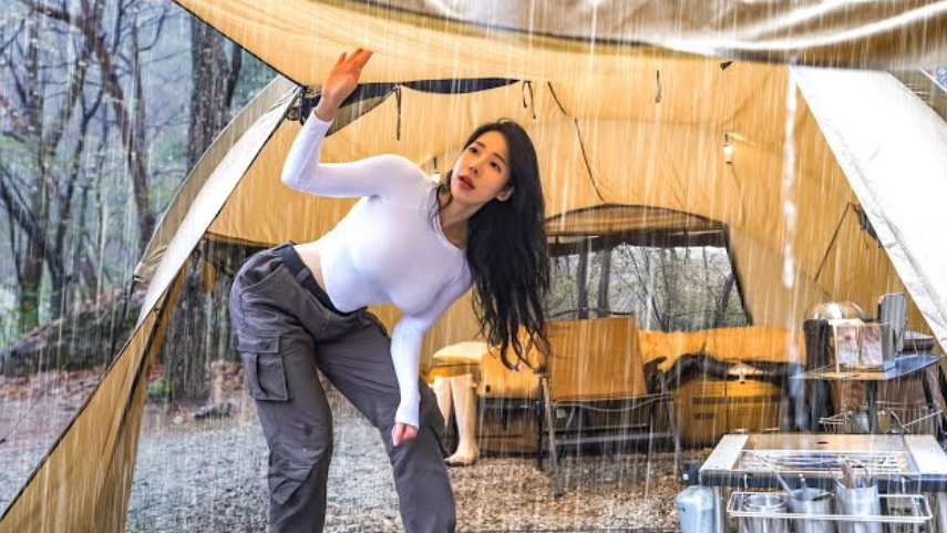 Кемпинг под сильным дождём, с новой палаткой.