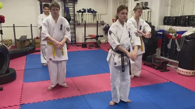 Цуки но ката