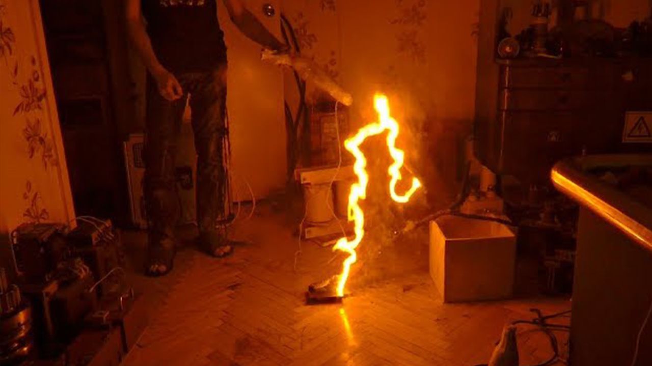 ✅На что способен трансформатор как в электрическом стуле⚡⚡⚡ Огромная высоковольтная дуга