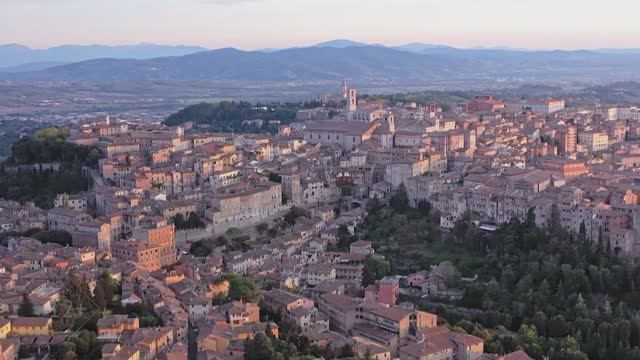 Новогодние каникулы с каналом «365 дней ТВ» – 2 января