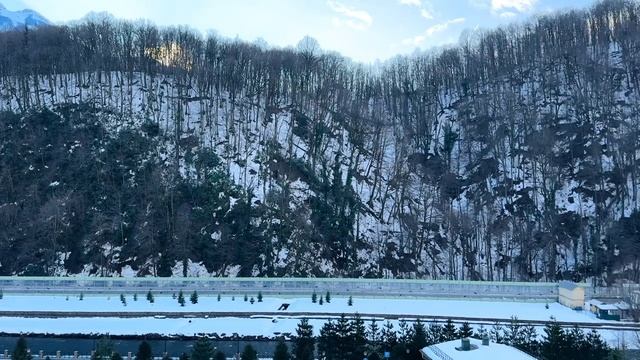 Вид на горы с ТЦ Галактика с. Эсто-Садок