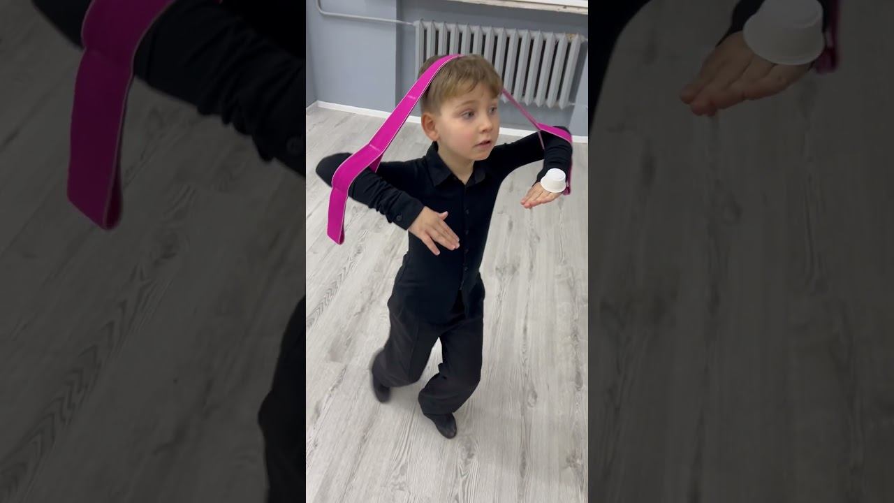 Не справляется ? #dance #dancevideo #спорт #тренировки #дети