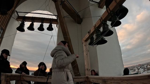 Колокольный звон, Анна Слепцова. Колокольня Троицкого собора Псковского кремля, 9.01.2025