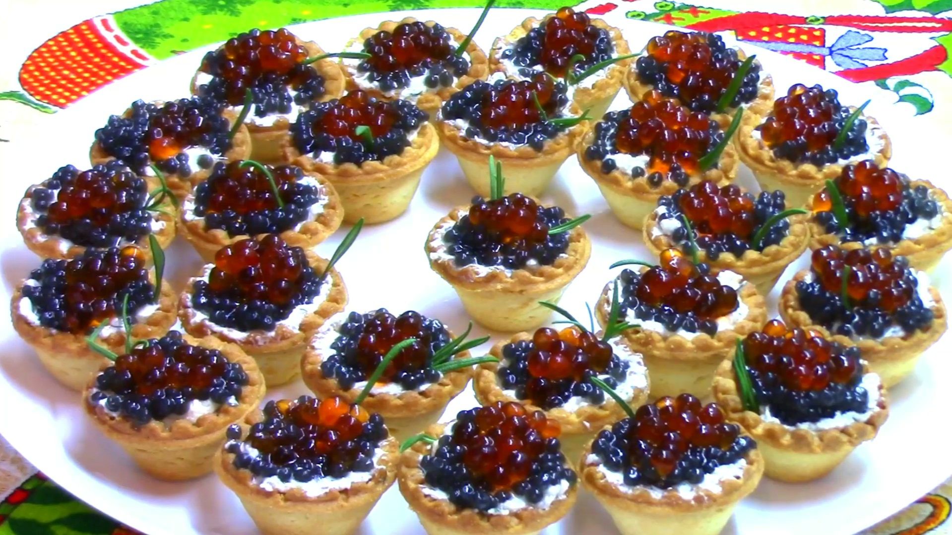 Тарталетки с икрой могут позволить себе все!