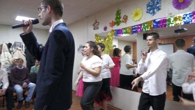 Р. Воробьев «Новогодняя»