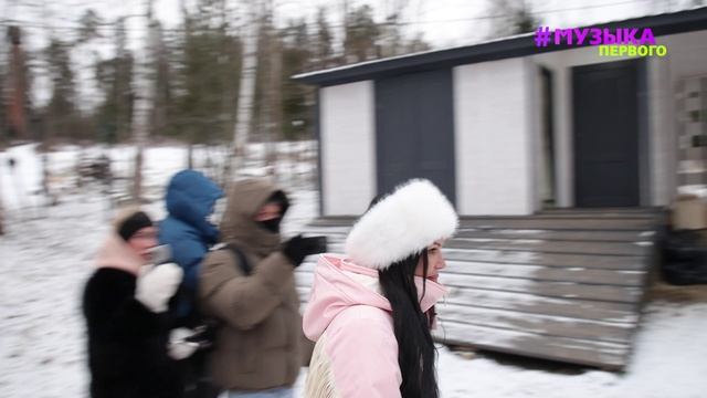 Оксана Самойлова: экскурсия по ферме