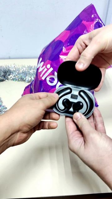 распаковка бесплатных подарков