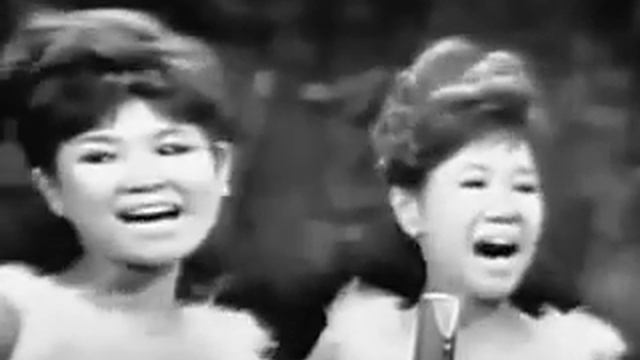 The Peanuts ザピーナッツ Koi-no Bakansu 恋のバカンス 1963