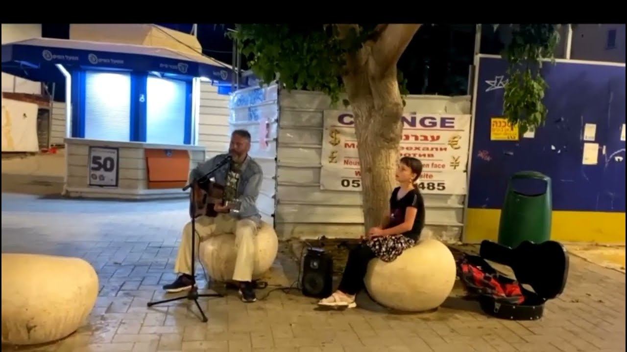 Фрагменты первого уличного служения в городе Нетания (Израиль)