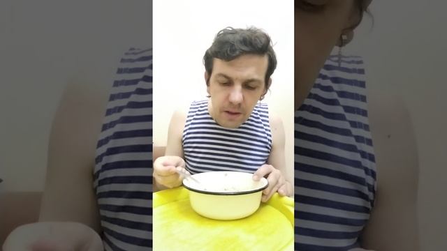 Обжор мукбанг / Доширак куриный с майонезом