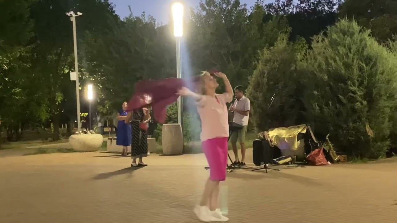 Фрагменты восьмого уличного служения "Софонии" в г.Керчь