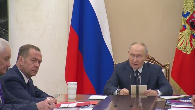 Владимир Путин. Государственная программа вооружения на 2027–2036 годы.