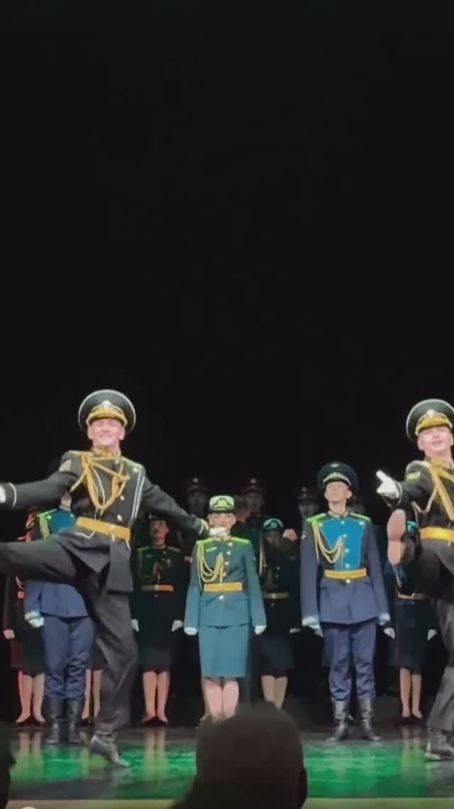 Александр Запорожец & Ансамбль песни и пляски Московского военного округа - Макар Калашников