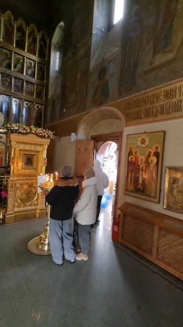 Интерьер храма Казанской иконы Божией Матери на улице Никольская в Москве