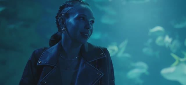 Маруся Фурина шоурил