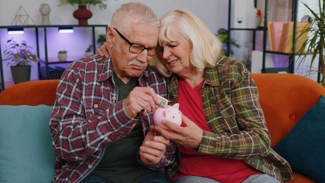 Я пенсию жду.  (стих в прозе)