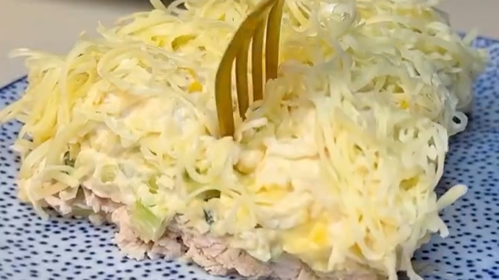 Белковый САЛАТ с секретной заправкой...🥗🍗🌽😋