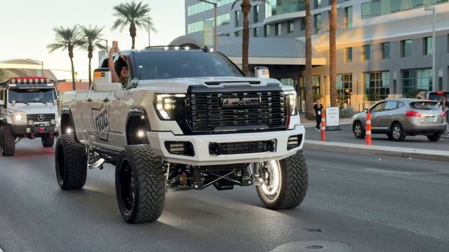 Все в Колхоз дружно едем на уборку урожая. Погода на Урале задалась на славу!