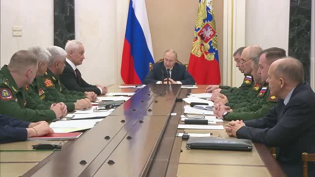 Верховный Главнокомандующий провёл совещание о ситуации в зоне специальной военной операции 29.12.25
