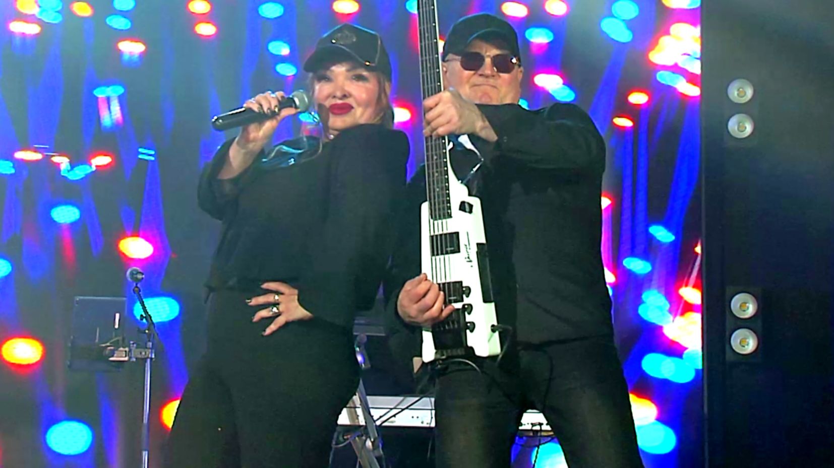 Ольга Советская - Хулиганская (сл. и муз. О. Советская)