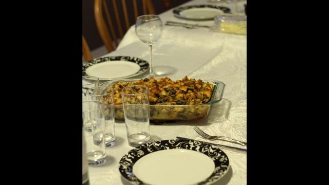 Как мы встречали новый год.( Автор и исполнитель Николай Жуков)