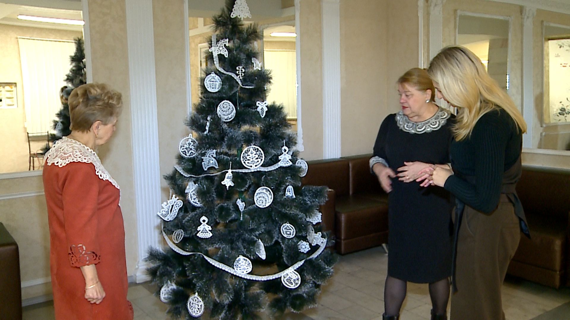 (Рыбинск-40) ВМЕСТО ШАРОВ - КРУЖЕВО