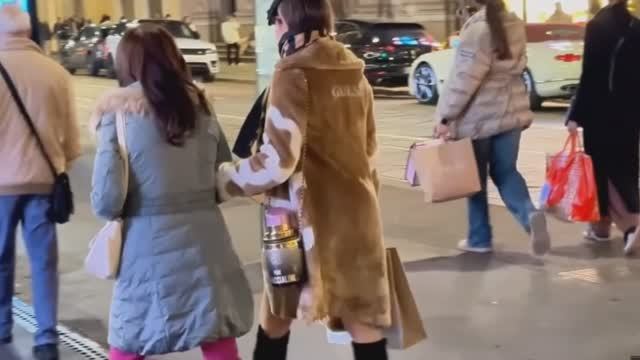 🌟 УЛИЧНАЯ МОДА ❄️ ШИКАРНЫЙ МЕХ, ЭЛЕГАНТНЫЕ ЗИМНИЕ ОБРАЗЫ 👗 #4