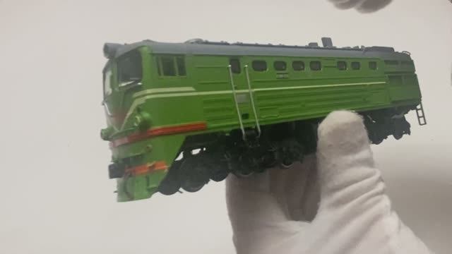 Распаковка: 2ТЭ10Л, «Наши поезда», выпуск 28, MODIMIO