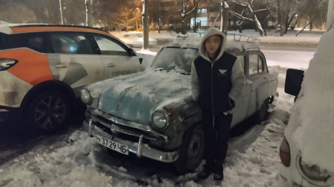 Ретро автомобиль Москвич-407