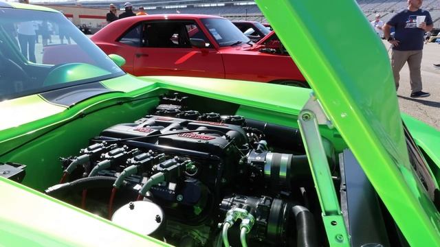 Dodge Challenger и Charger - Эталоны американского Мускул-кара оснащены мощным двигателем.