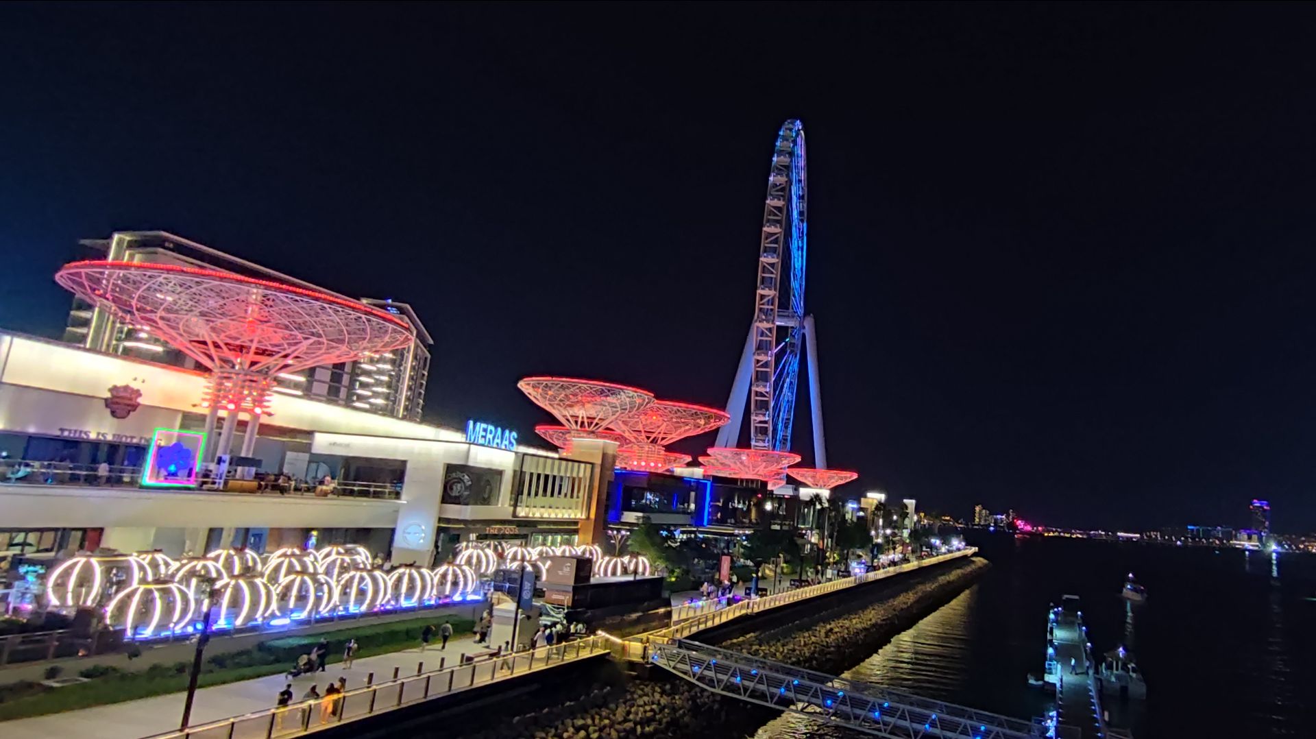 Бег за впечатлениями Око Дубая ОАЭ