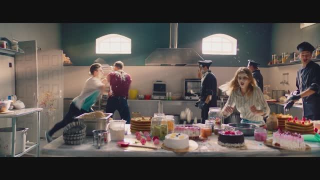 ДОБРО ПОЖАЛОВАТЬ В СЕМЬЮ 1-2