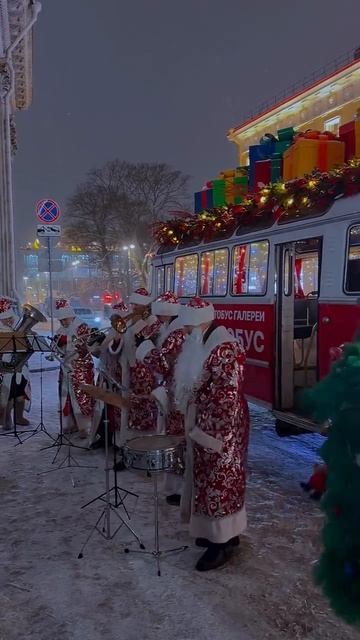 Дедморобус на улицах Петербурга