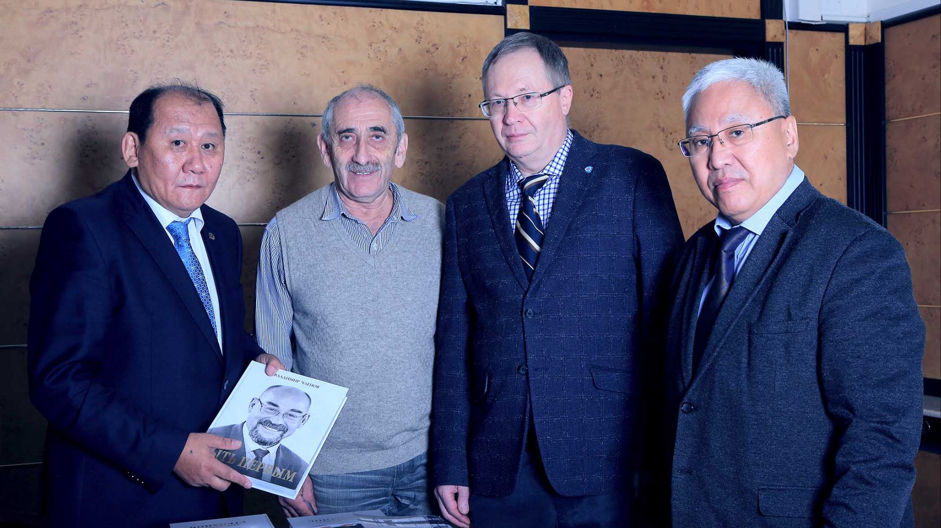 Фотокалейдоскоп итогов 2025 года от Академии наук Якутии