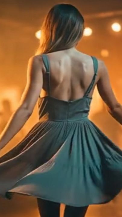 Я ее увидел, не в своей стране. В стиле Юры Шатунова