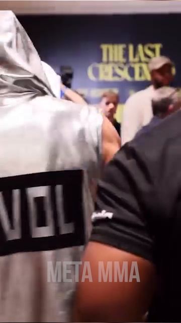 Бивол – БОКСЕР ГОДА по версии Meta MMA Awards